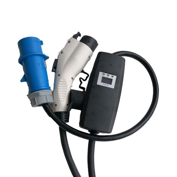 schnellladen.de. Mobiler 3.7kW Typ 1 Lader mit digitaler Anzeige