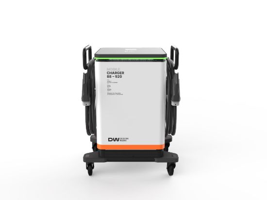 schnellladen.de. Mobiler 88kW DC Schnelllader MDC88-920